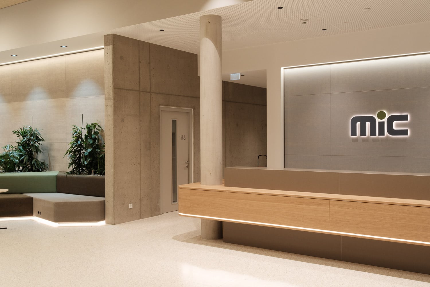 Innovatives Bürodesign im MIC-Gebäude: Eine Partnerschaft, die Maßstäbe ...